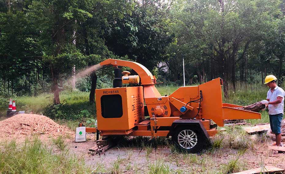 Tree Chipper - Wood Chipper