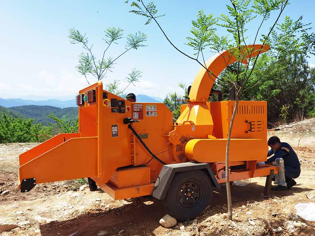 Wood Chipping Machine - Wood Chipper